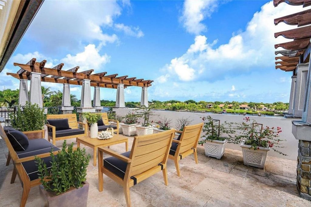 Inside Donald Trump Jr. and Kimberly Guilfoyle’s new US$10 million home ...