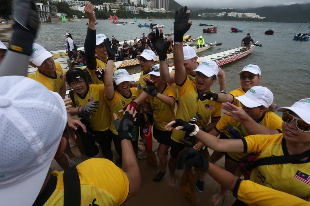 Homesick Malaysians in Hong Kong keep hopes afloat with dragon boat ...