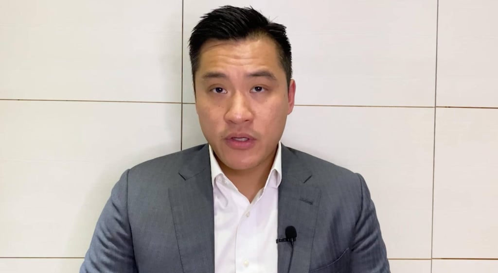 Gold within sight of US$2,035 record amid looming war in Ukraine while ...