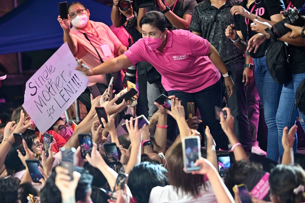 Philippine presidential election heats up as Marcos and Duterte lose ...