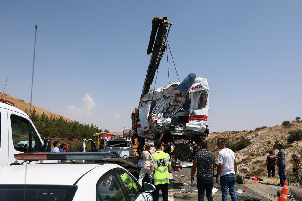Türkiye vehicle collisions leave at least 32 dead, many injured | South ...