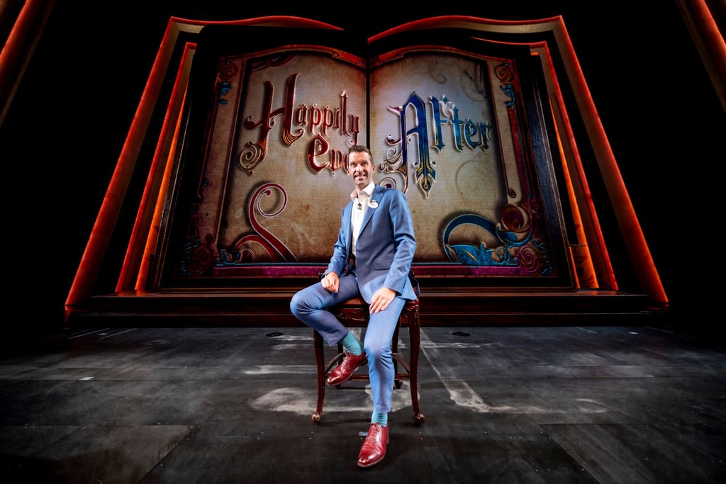 How Hong Kong Disneyland makes sign language part of the show, a world ...