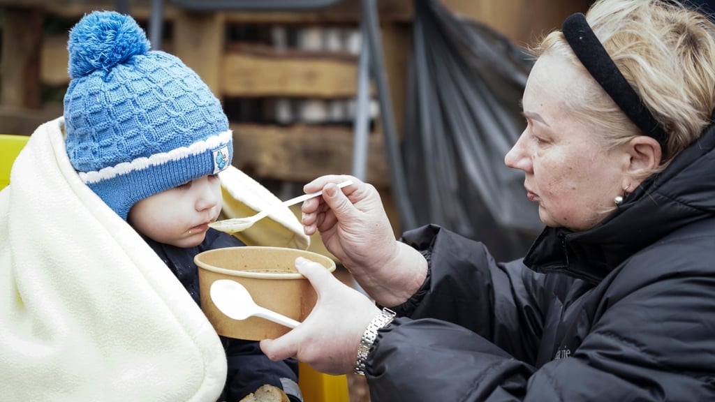 Food aid for Ukraine families: more than 70 restaurants in Hong Kong ...