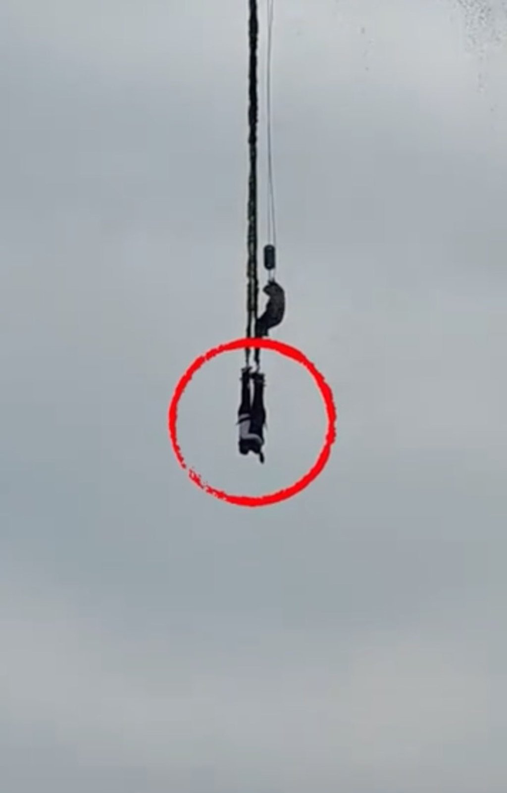 Couple in China rescued from bungee jump after hanging upside down in ...