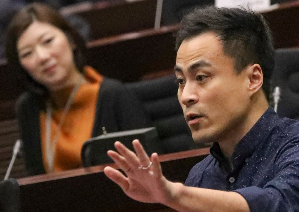 More Hong Kong delivery riders expected to file claims for unpaid wages ...