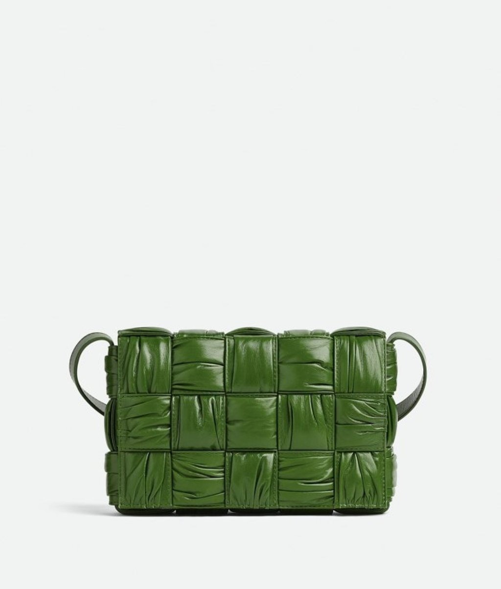 How to get Margot Robbie’s effortlessly cool New York look: recreate ...