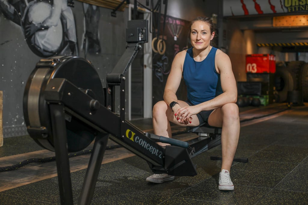 The ultimate rowing machine workout: fitness trainer challenges herself ...