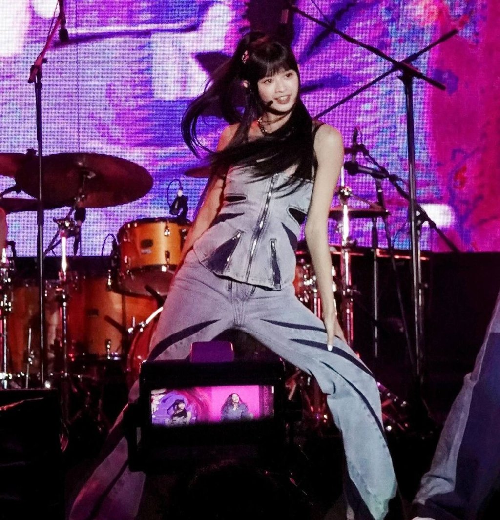 Meet Me&, Hong Kong’s new K-pop-inspired girl group: Vian Lin, Mandy ...