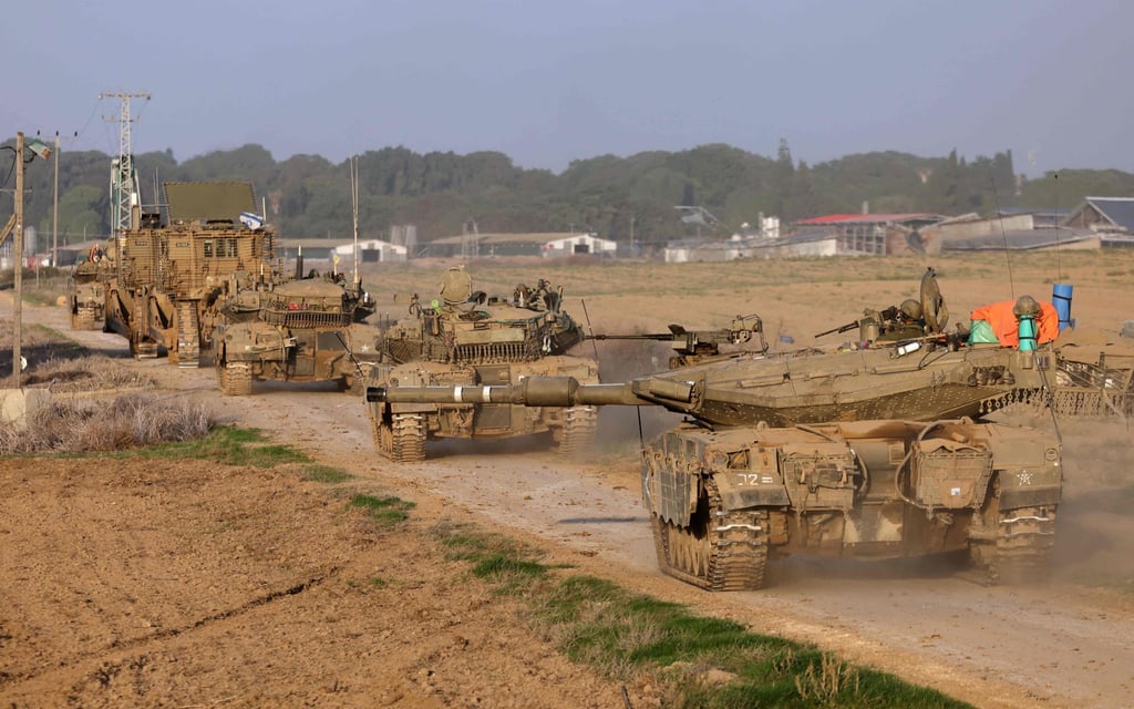 Israeli tanks enter south Gaza as it widens offensive, telling ...