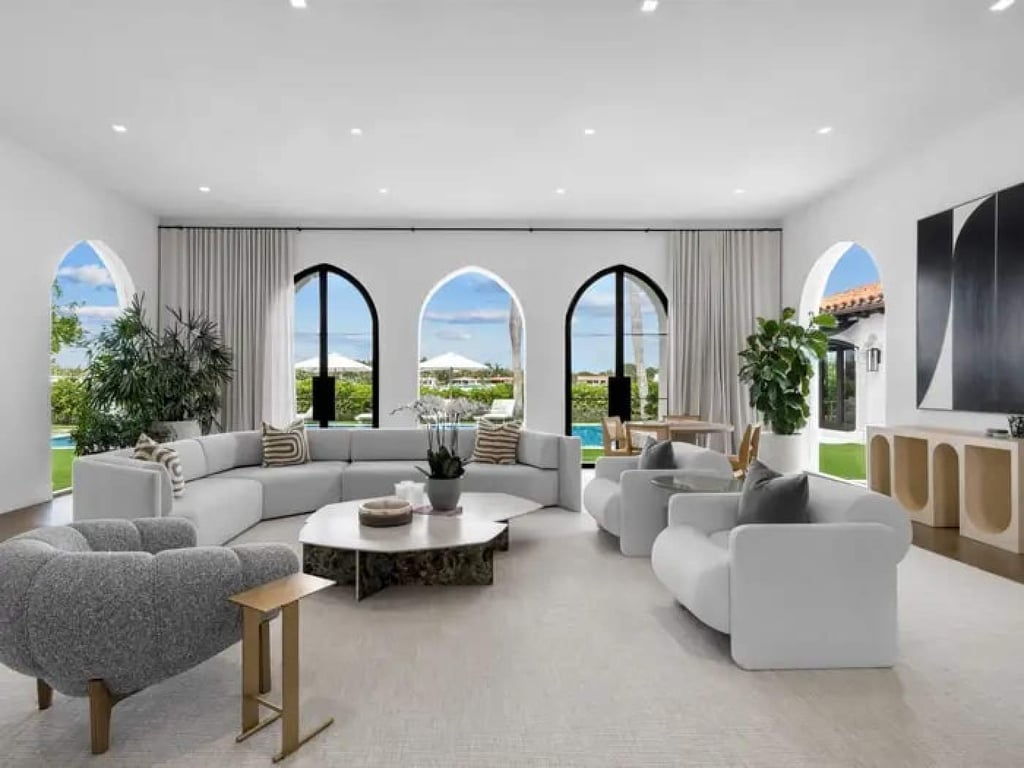 Former Botox boss just bought Cher’s Miami beach house: inside the ...