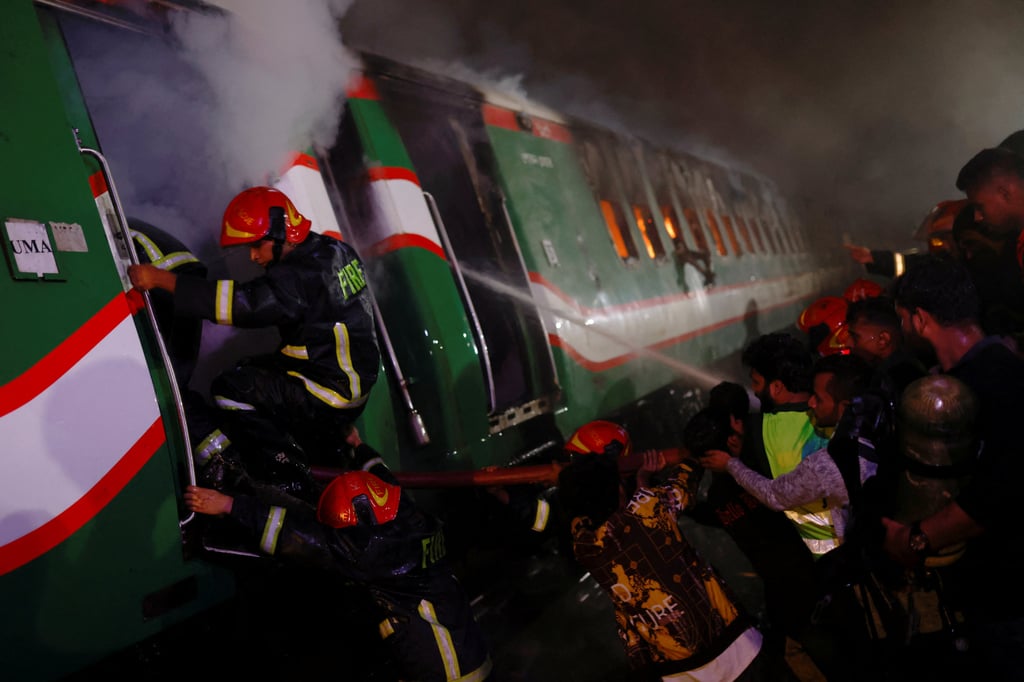 Bangladesh police arrest opposition members over train fire that killed ...