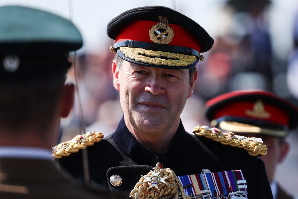 uk general uniform