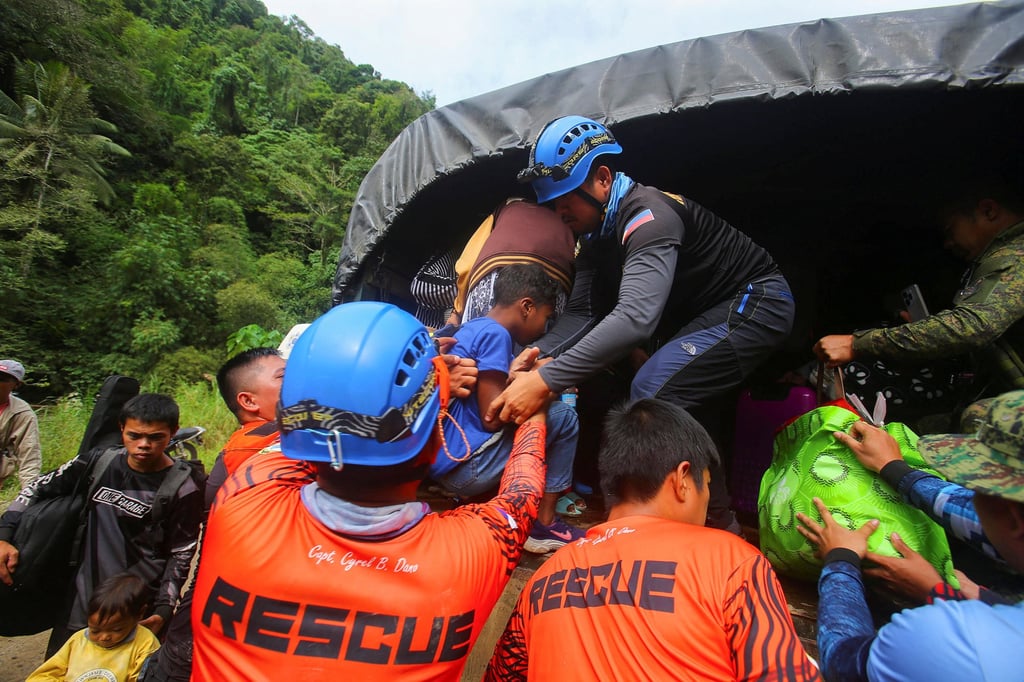 ‘Miracle’: girl rescued nearly 60 hours after Philippine landslide | South China Morning Post
