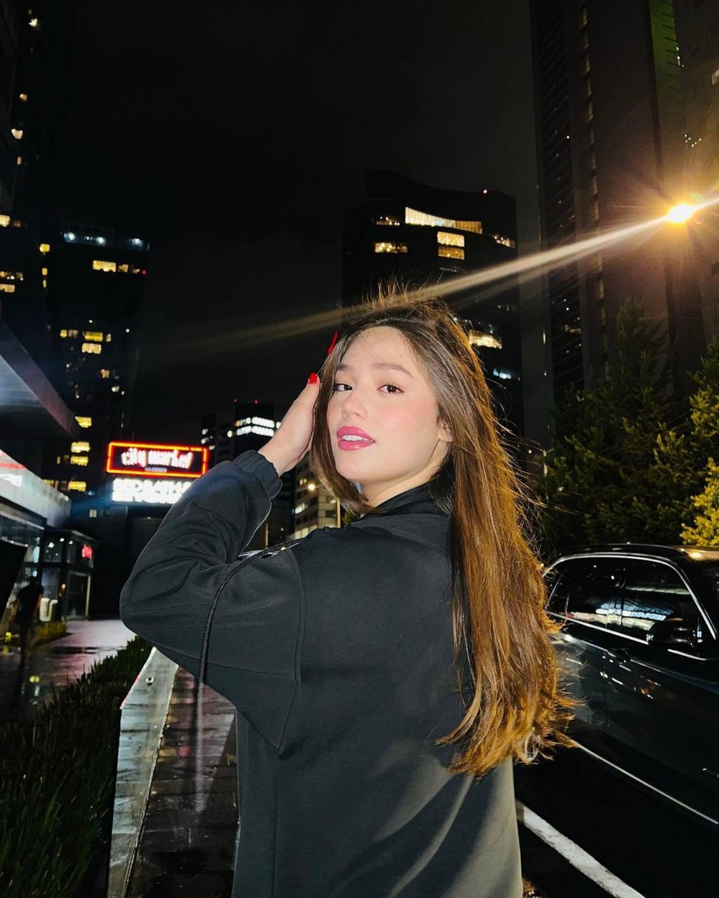 Who is drug lord El Chapo’s glam granddaughter, Frida Guzmán Muñoz? The 18-year-old is taking ...