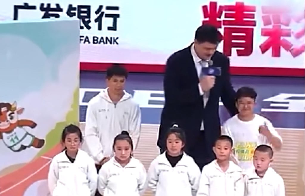 China hero boy, now 25, reunites with basketball legend Yao Ming 16 ...