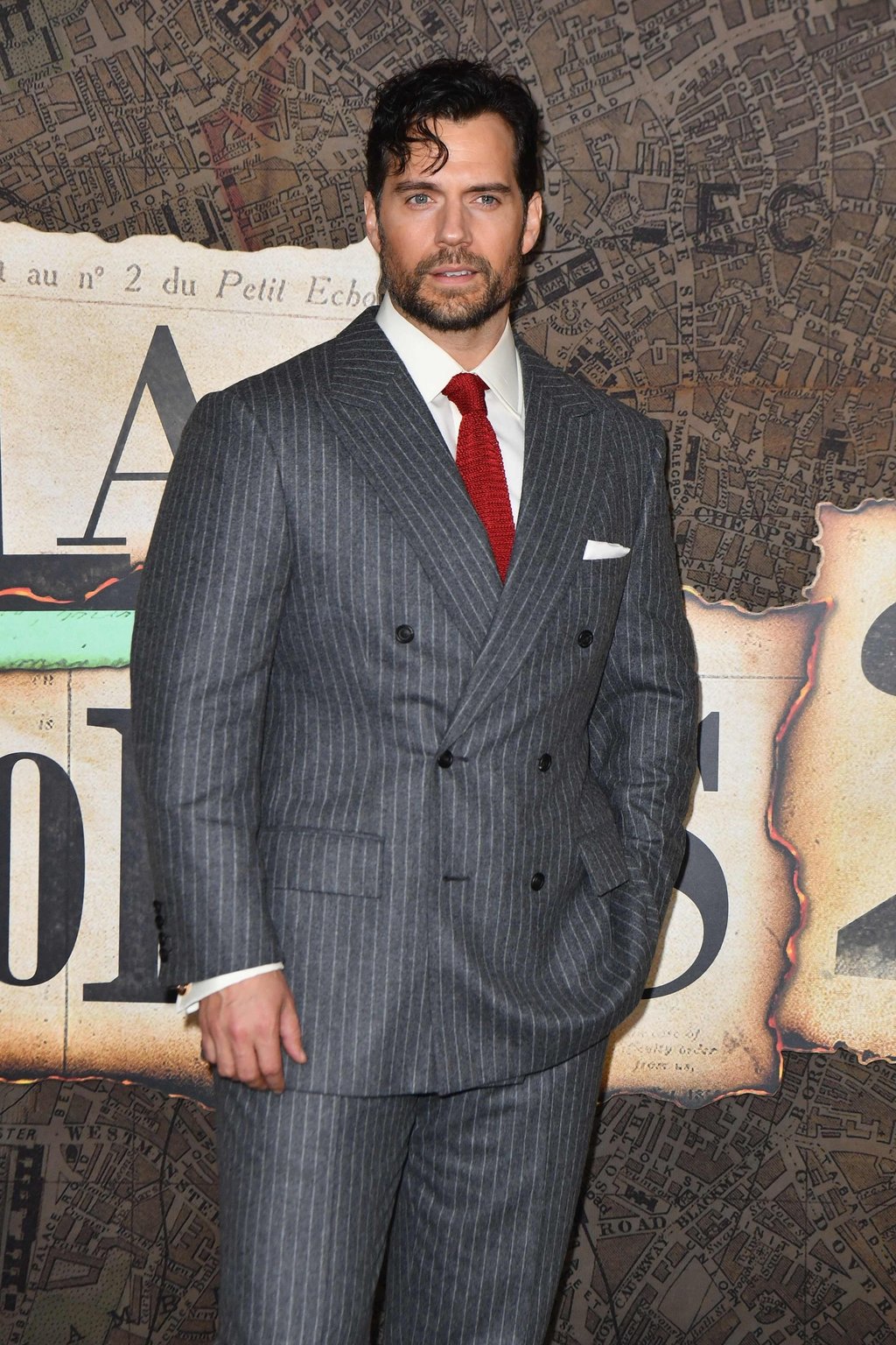 does henry cavill have siblings