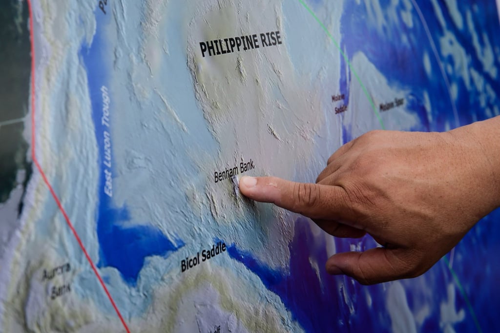 South China Sea: Manila sends vessel to Benham Rise. Is it just a ...