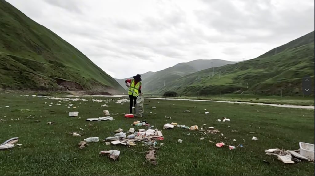 China Good Samaritans – landslip hero, delivery mercy man, long ...