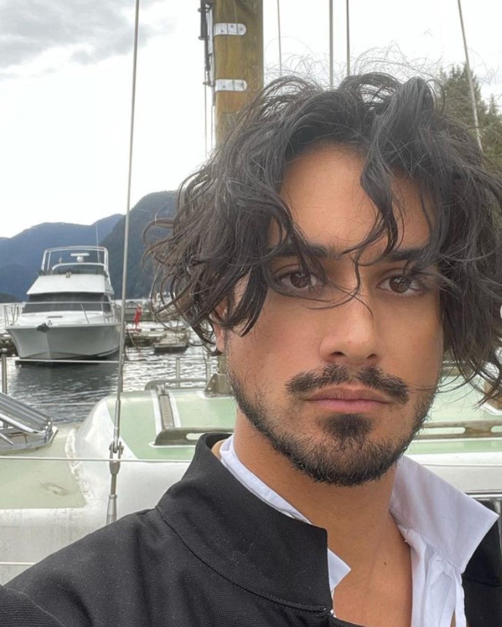 Who is Halsey’s boyfriend and rumoured fiancé, Avan Jogia? He’s known ...