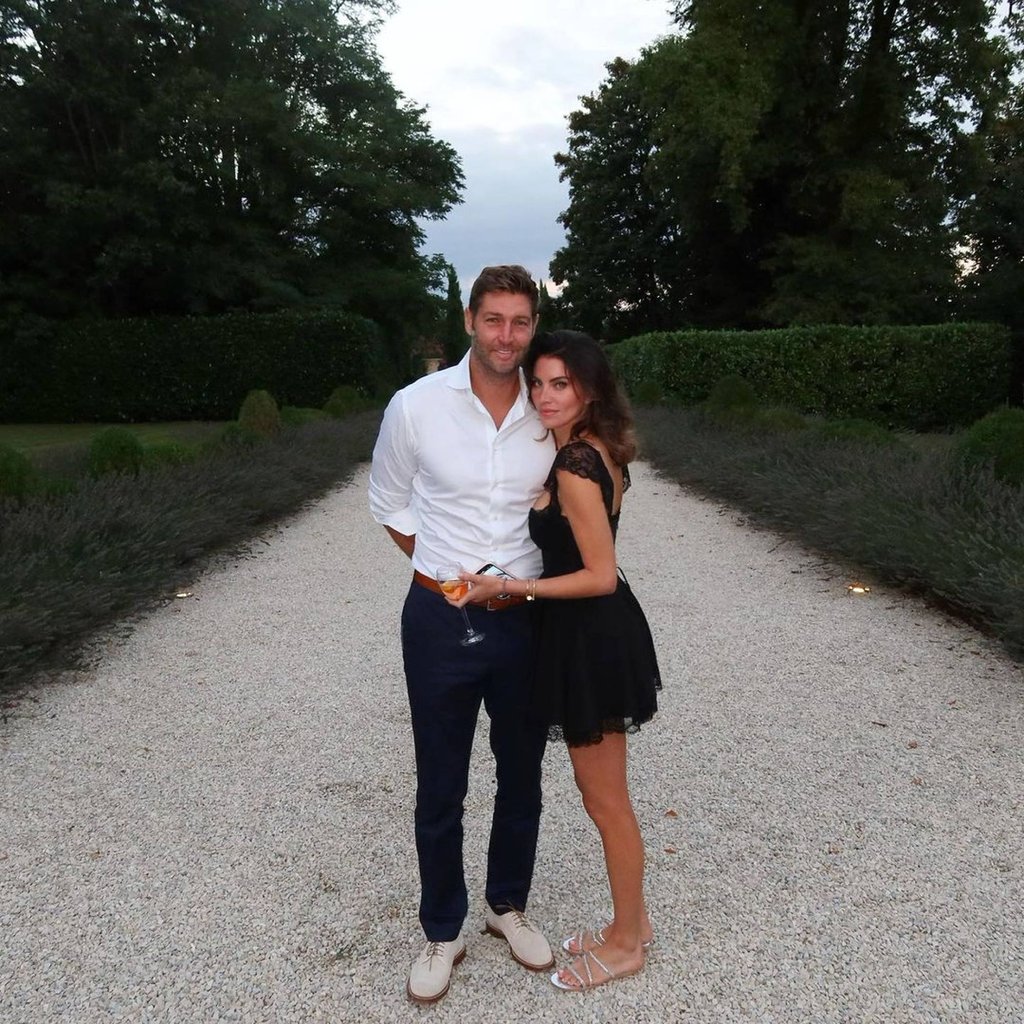 Who Is Ex Nfl Star Jay Cutlers Girlfriend Samantha Robertson The Aspiring Actress Has 2