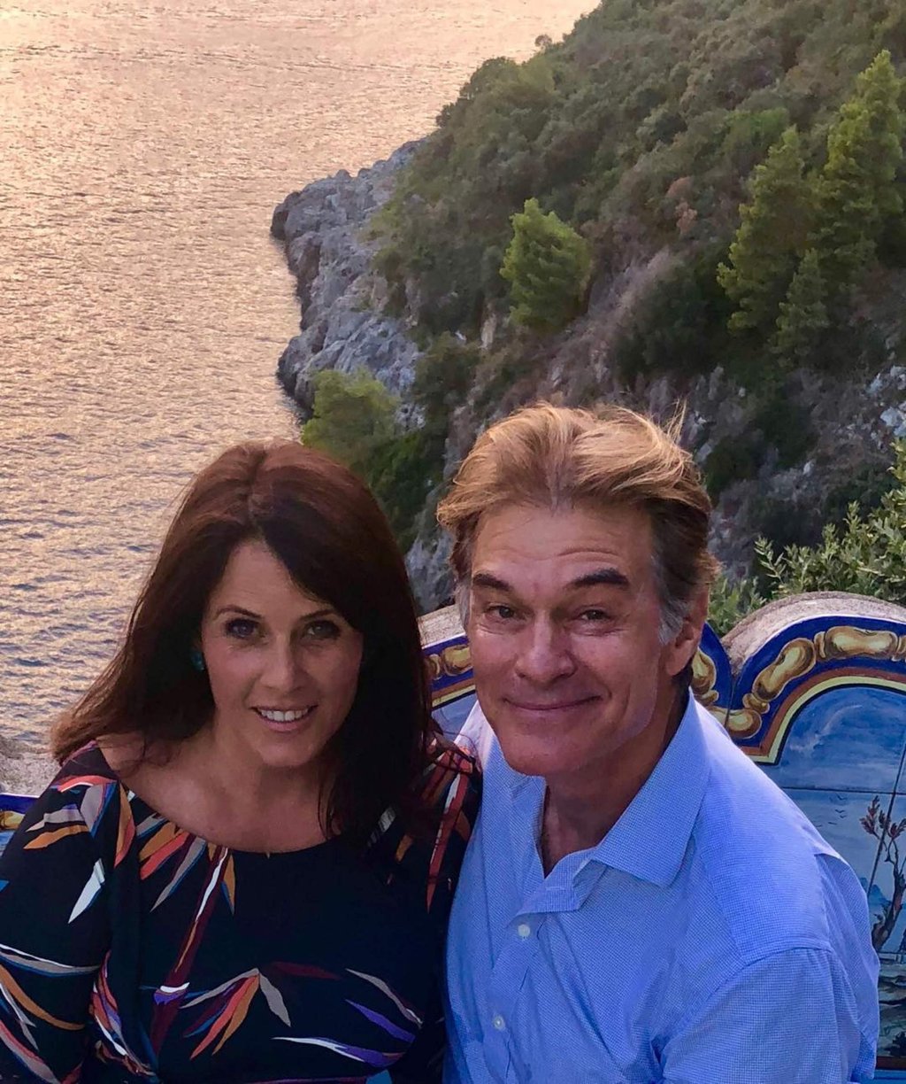 Who is Dr Mehmet Oz’s supportive wife, Lisa Oz? The former actress met ...