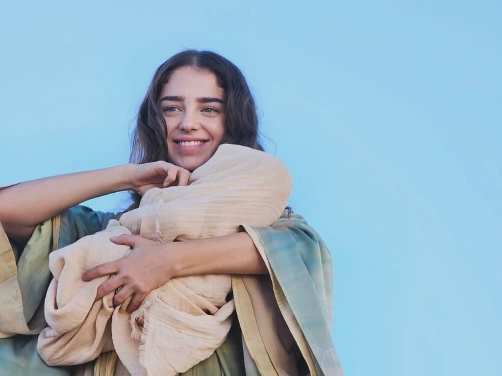 Meet Noa Cohen, who’s sparking controversy as the Virgin Mary in a new ...