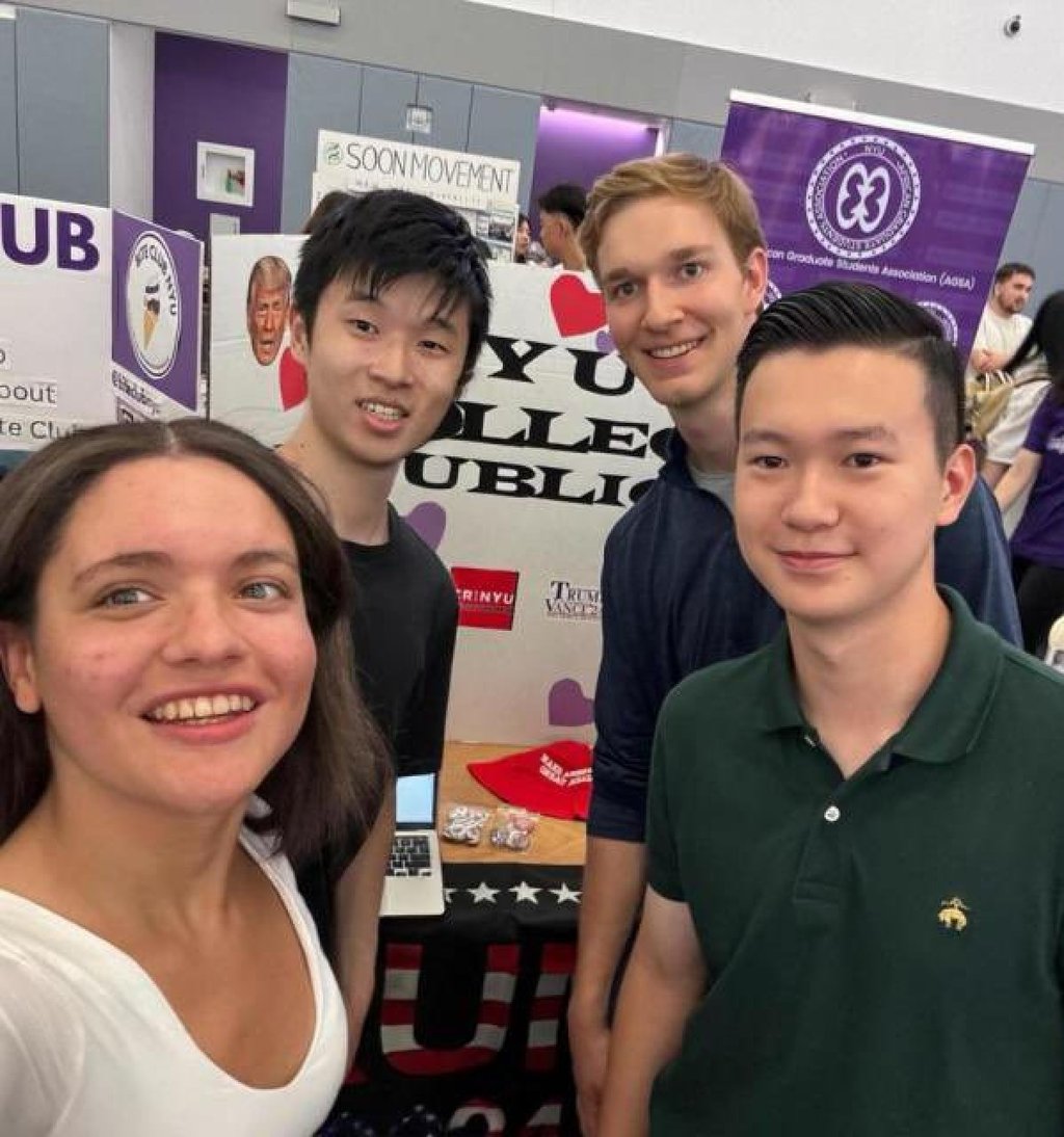 Who is Kaya Walker? She called Barron Trump an ‘oddity’ in Vanity Fair ...