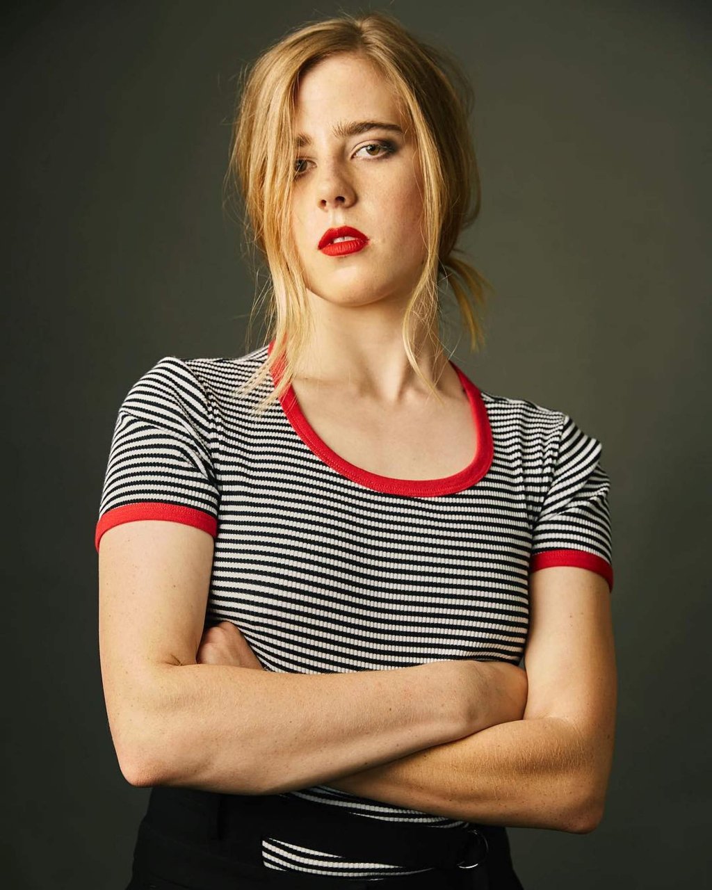 Meet Breaking Bad actor Bryan Cranston’s daughter, Taylor Dearden: the ...