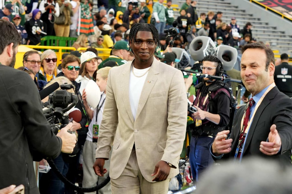 Titans take Cam Ward with first pick in NFL draft, Jaguars jump to ...