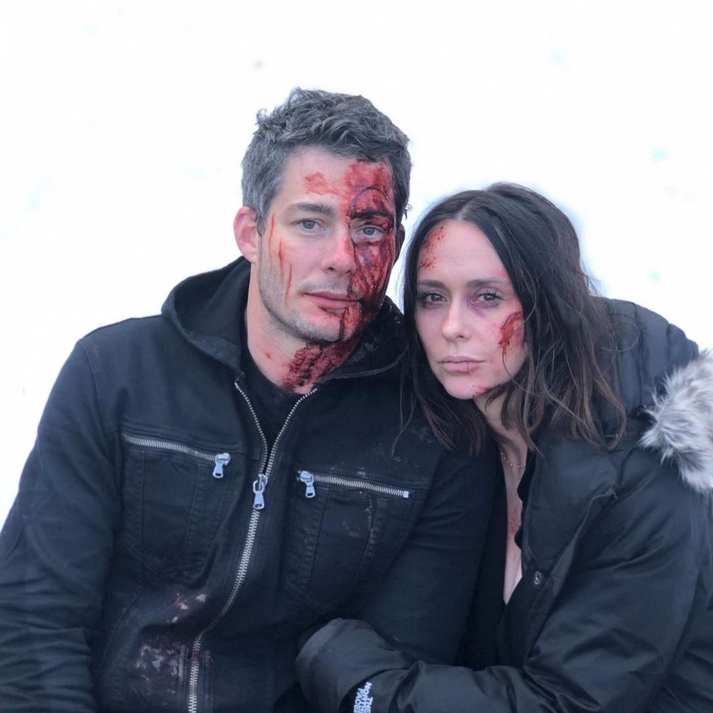 Who is Jennifer Love Hewitt’s husband, Brian Hallisay? The banker ...