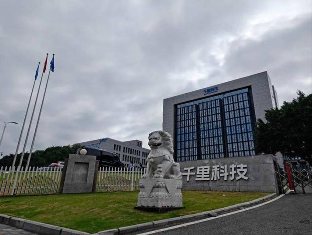 Mercedes-Benz acquires stake in Chinese autonomous driving developer ...