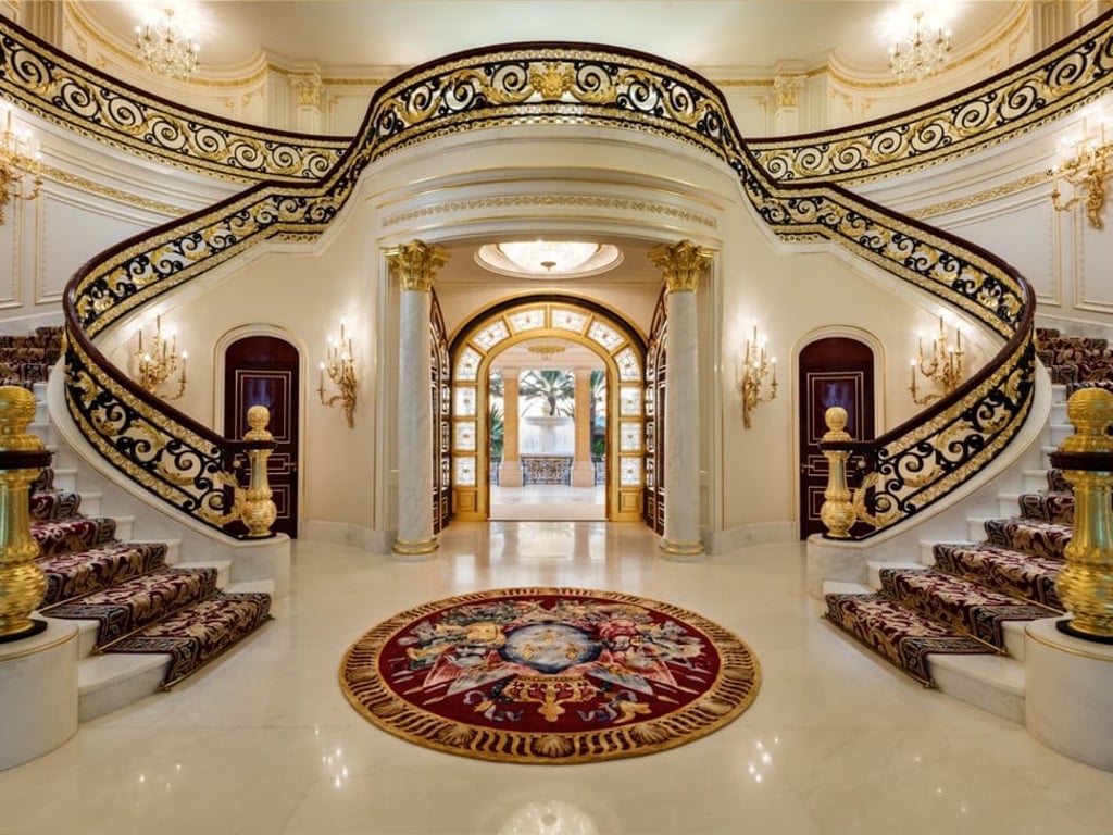 extravagant homes