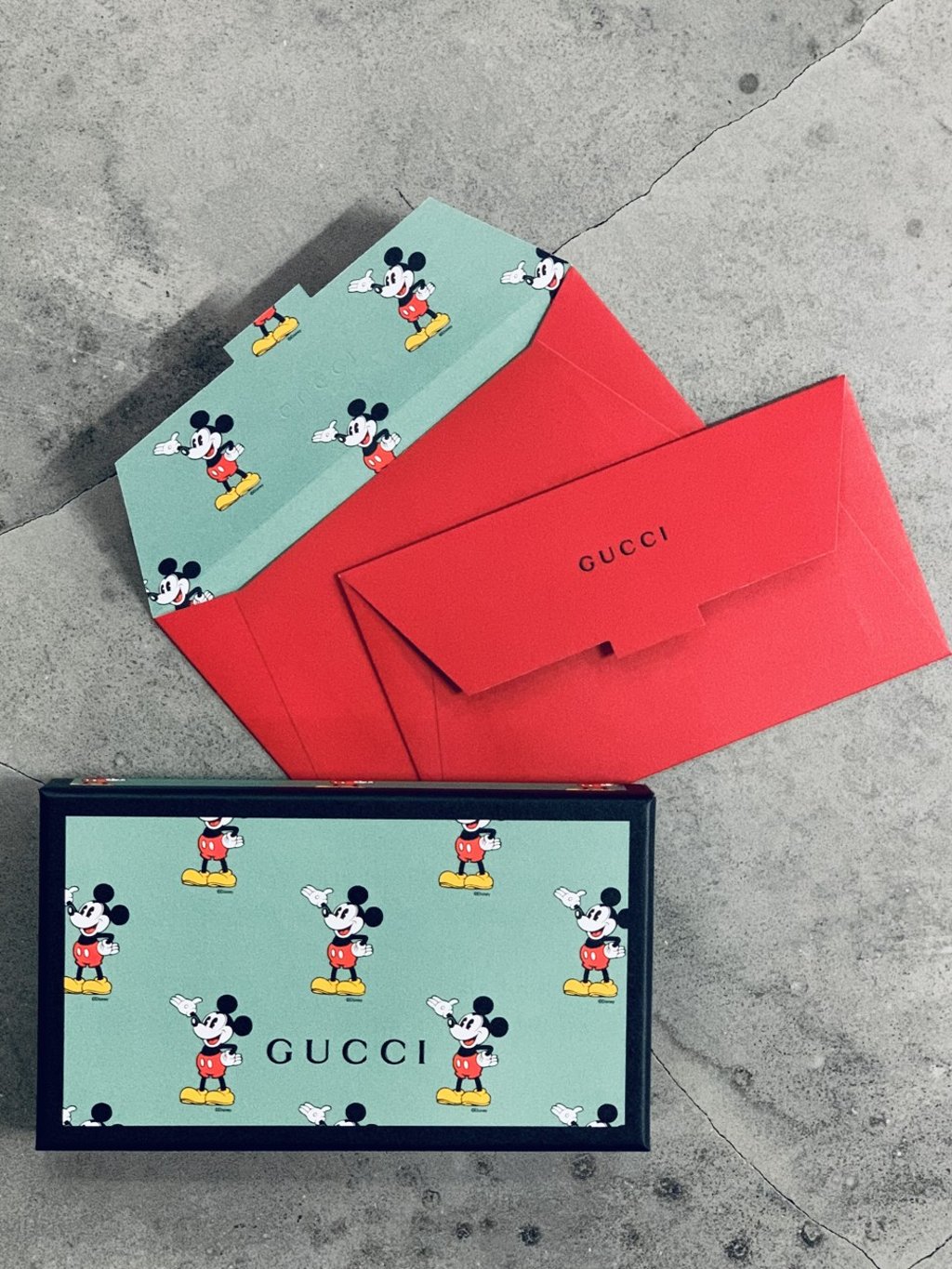 8 top chic and showy red packets, from Gucci, Cartier and more – make ...