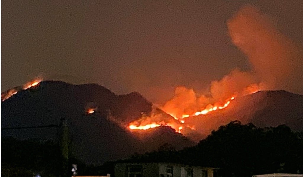 Large hill fire burns in Hong Kong for more than 8 hours | South China ...