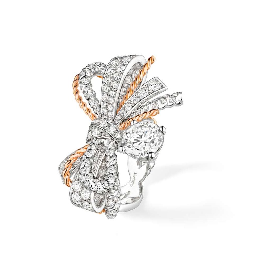 6 specially crafted jewellery pieces to shower your soulmate with ...