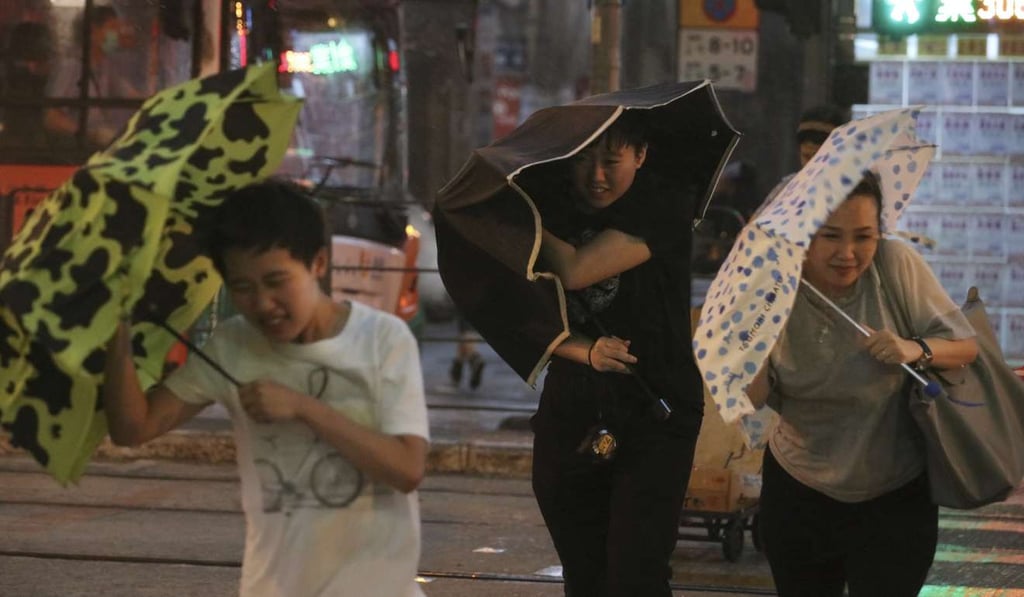 Hong Kong bracing for a wintry weekend ahead as heavy rain ...
