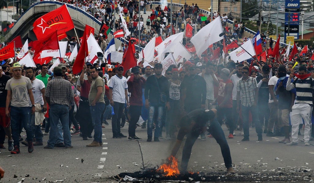 Tens of thousands protest in Honduras, demanding president’s removal ...