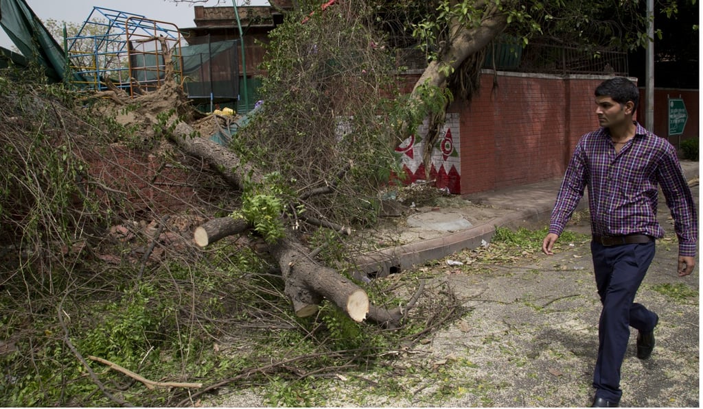 At least 70 killed as powerful dust storm and heavy rain slam India ...