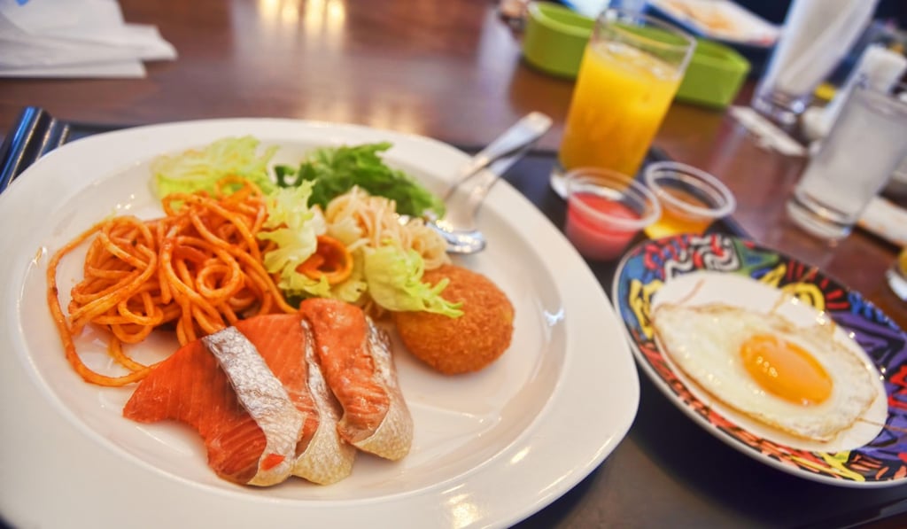 Mouthing Off | Hotel buffet breakfasts waste food and are terrible for ...