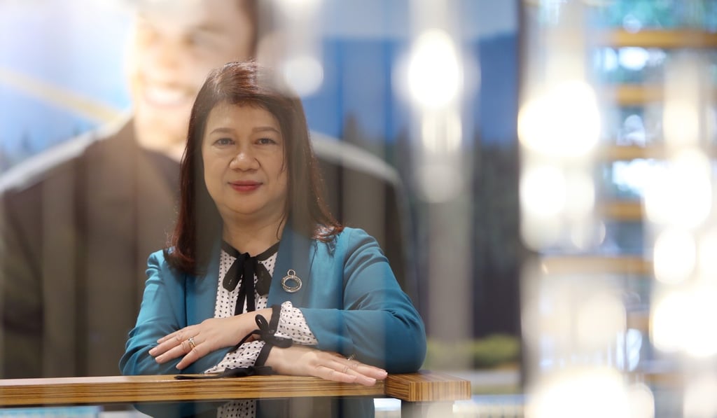 Hong Kong jeweller TSL targets mainland China’s middle class in ...