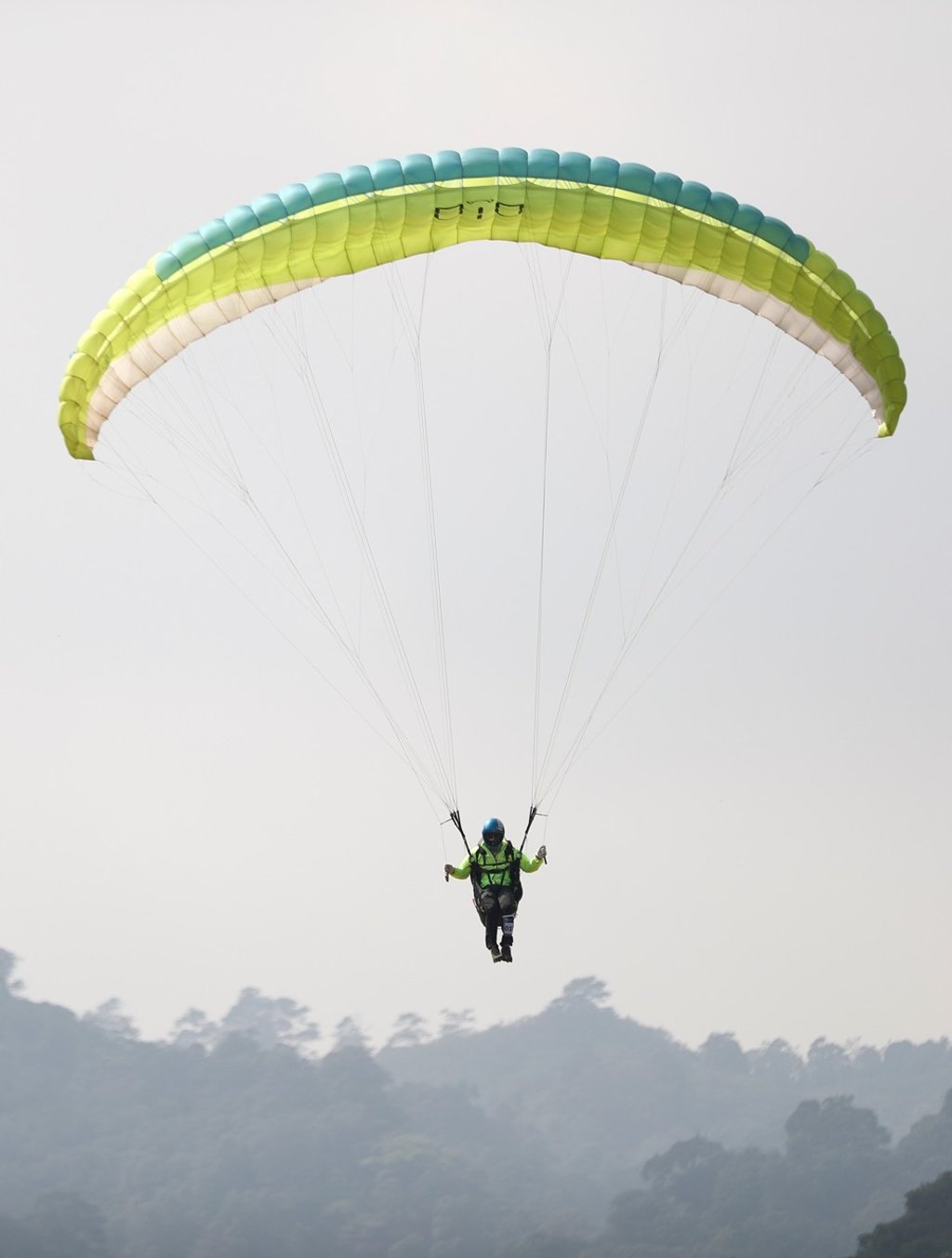 Asian Games: injuries mar paragliding debut as China athlete breaks his ...