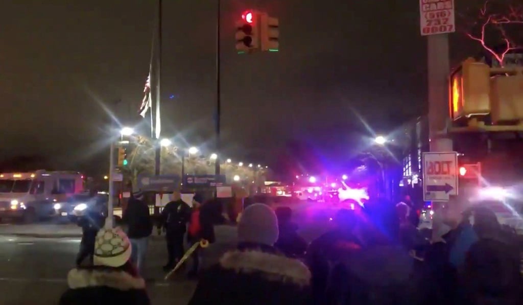 Big Blue: bright light filling sky mystifies New York residents after ...