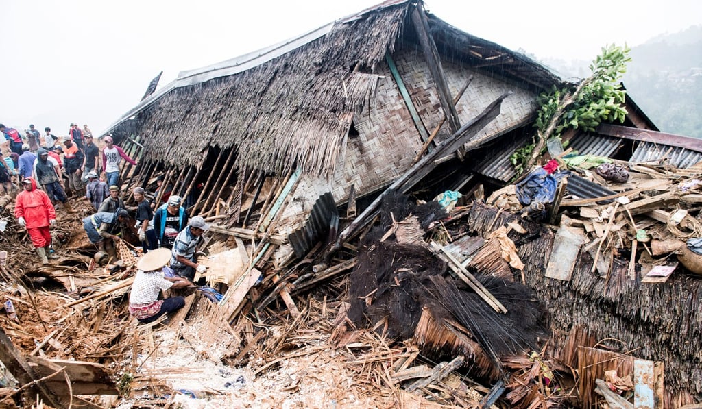Rescuers search for survivors in deadly Indonesian landslide | South ...
