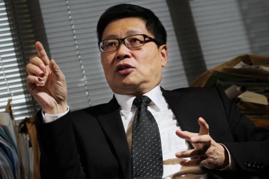 Hong Kong's top job: campaigners for democracy in China need not apply ...