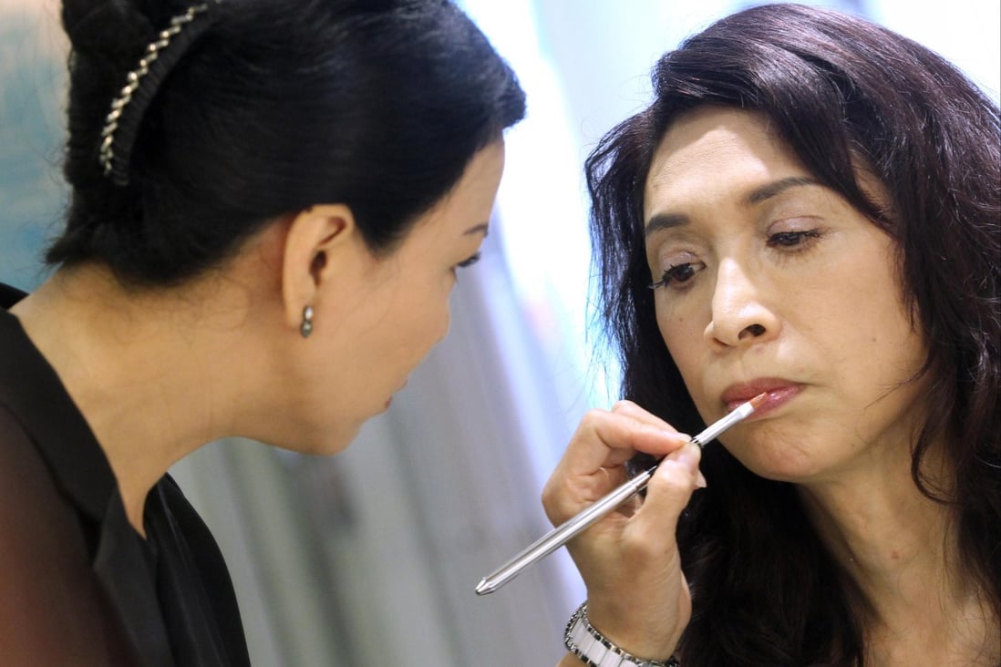 Make-up workshops in Tuen Mun seek to bring out transgender beauty ...
