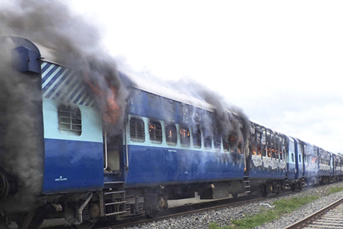 Train ploughs into pilgrims in eastern India, kills 37 | South China ...