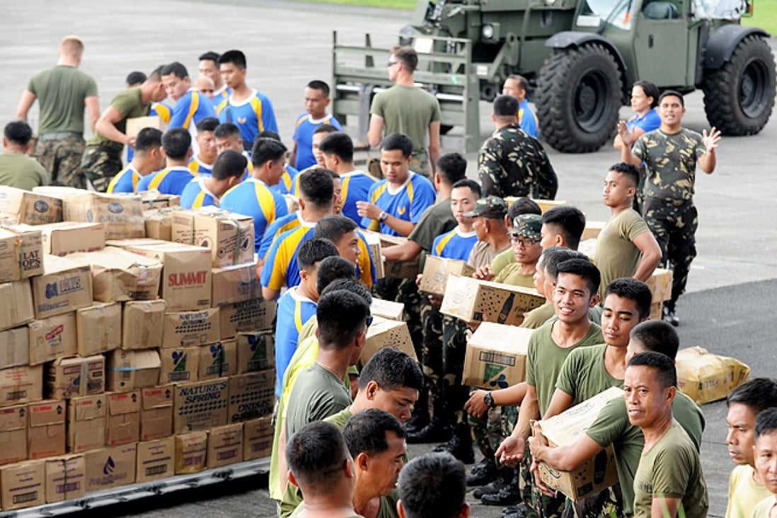 UN launches aid appeal as warships head to Philippines | South China ...