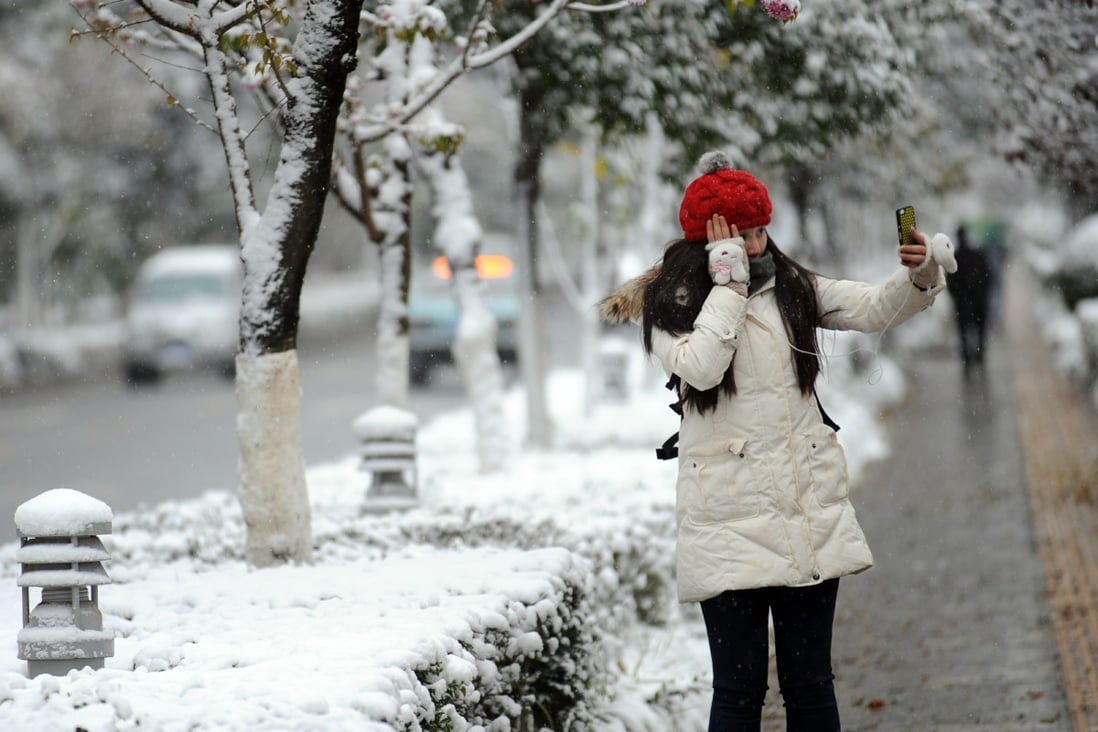 Thousands of tourists trapped by snow in Yunnan | South China Morning Post