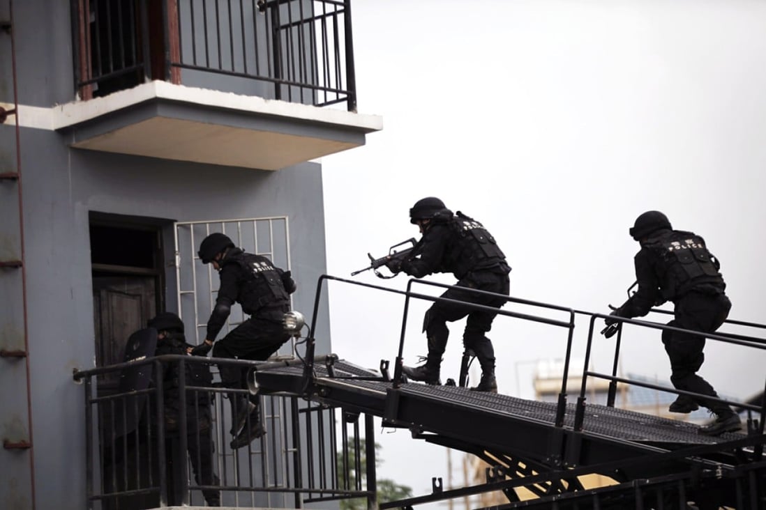 SWAT team leader 'gunned down five Kunming terrorists in 15 seconds ...