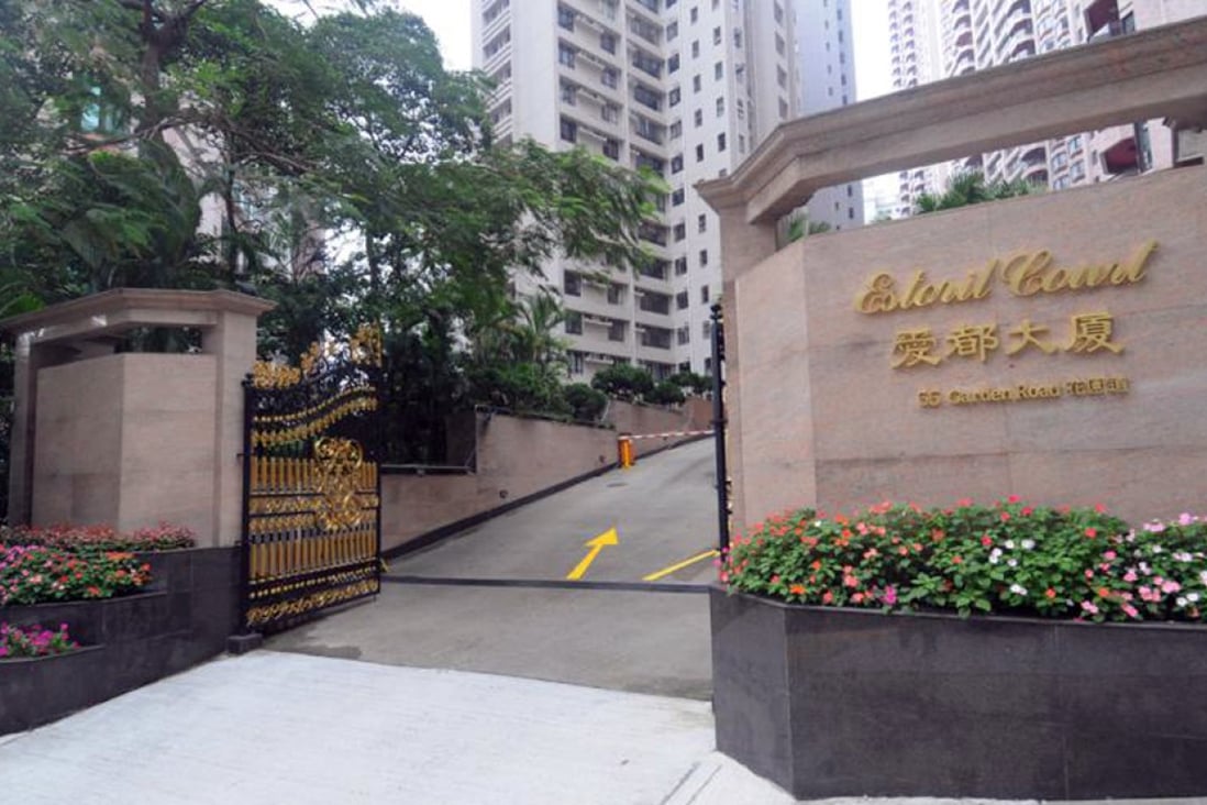 Police Probe Womans Fatal Fall From Us Consulate Workers Balcony